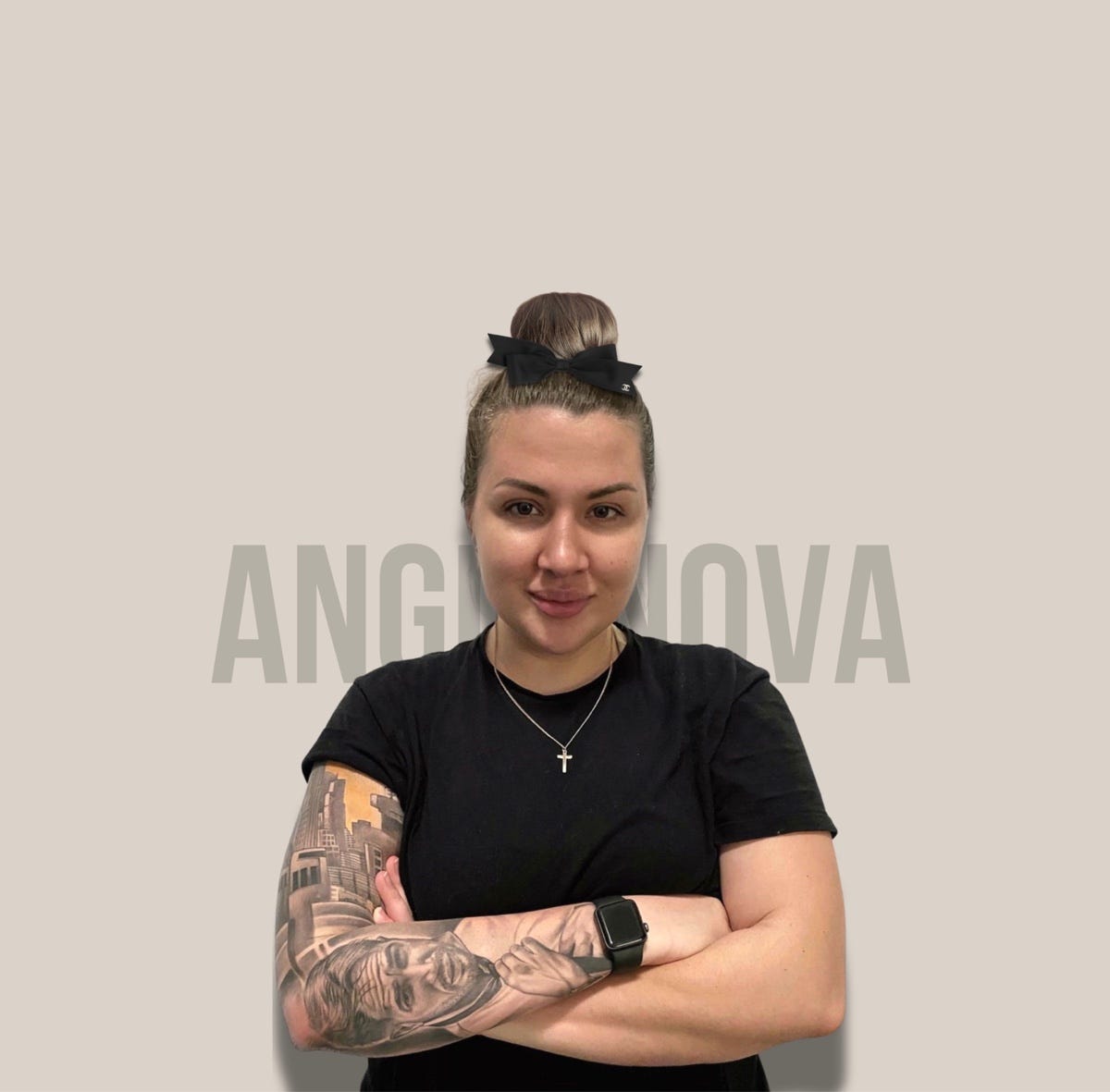 Angie Nova – Medium