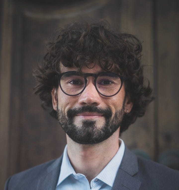 Lucas Frizon – Medium