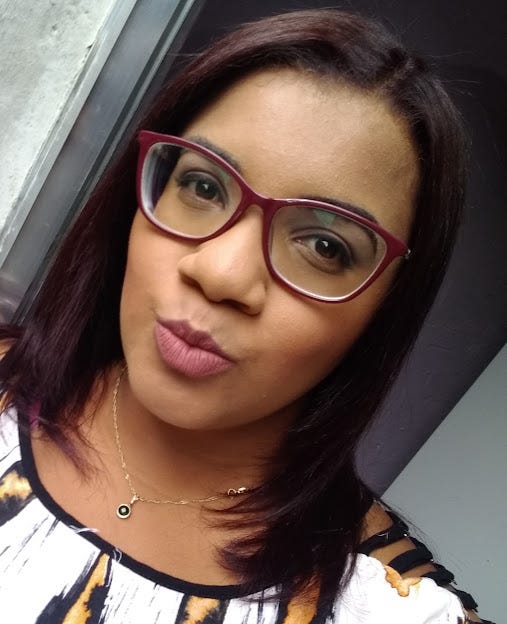 Amanda Almeida – Medium