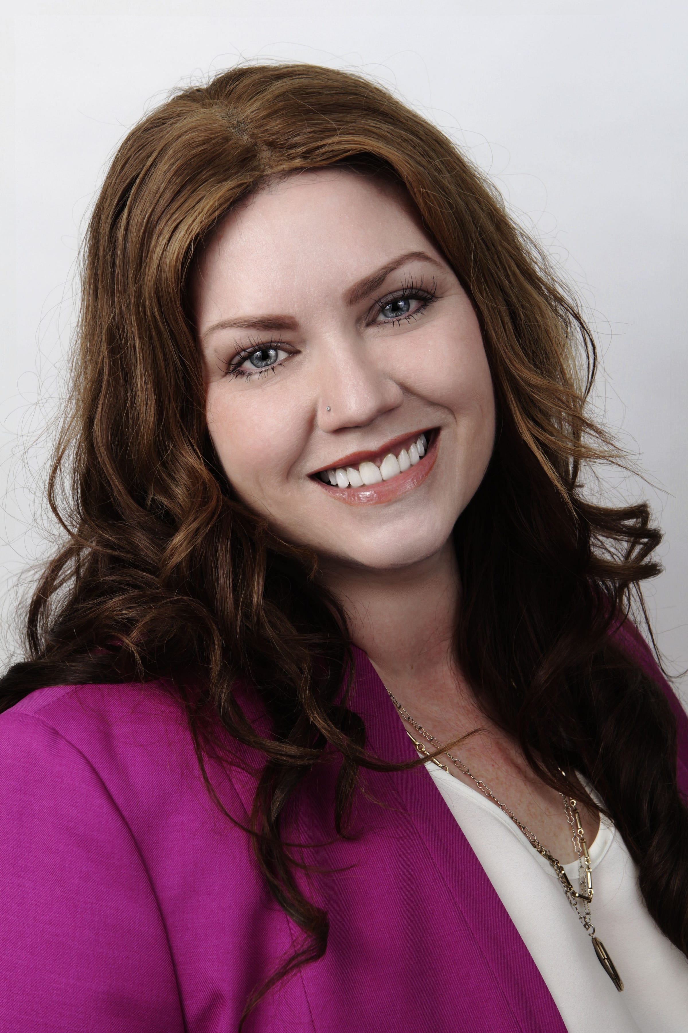 Angelina Calcaterra – Medium