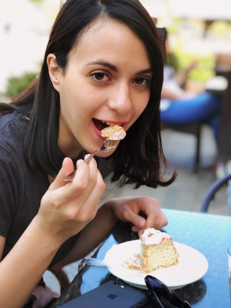Victoria Bevilacqua – Medium