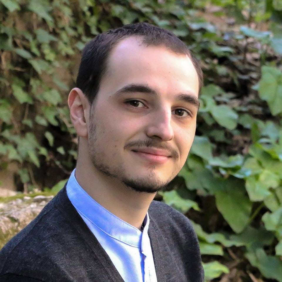 Pablo Godinez – Medium
