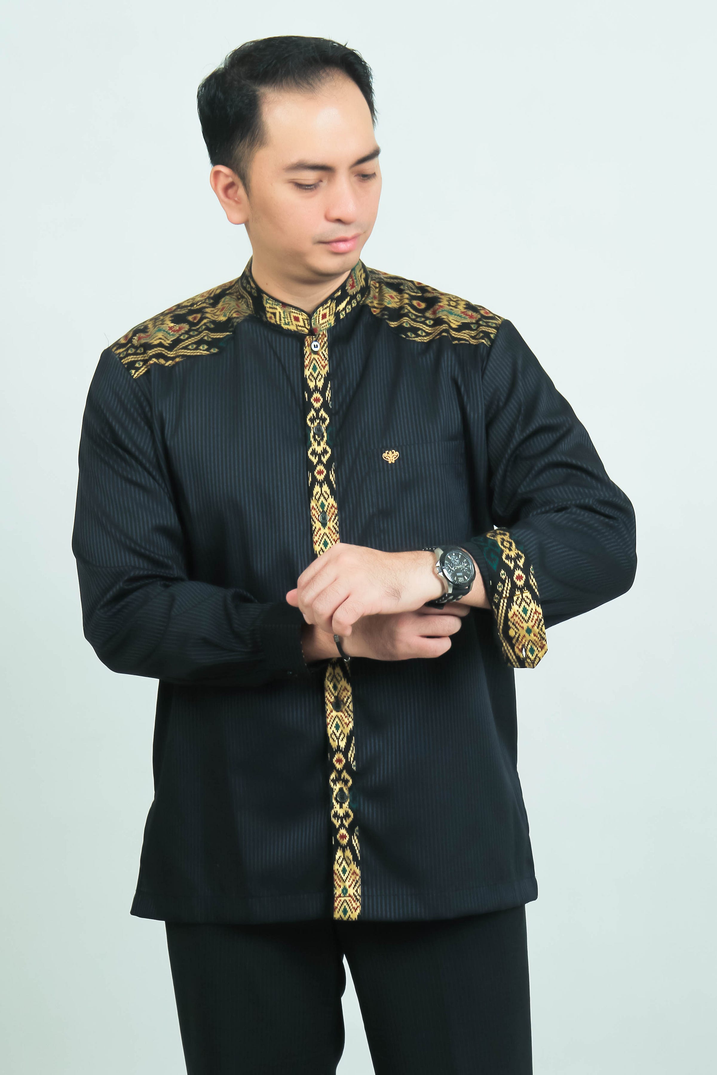 Baju Batik Pria – Medium