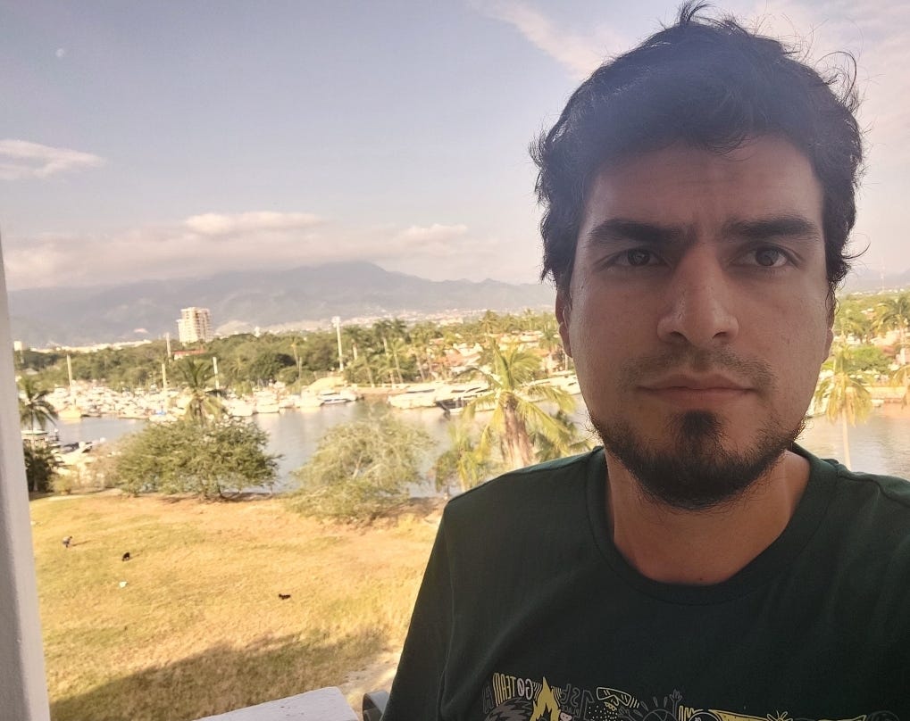 Fernando Galván – Medium