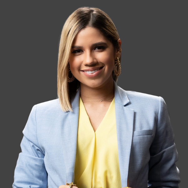 ANDREA COLON MEDINA – Medium