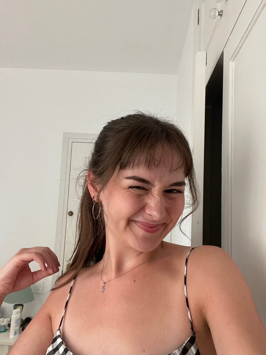 Madeleine Ringer – Medium