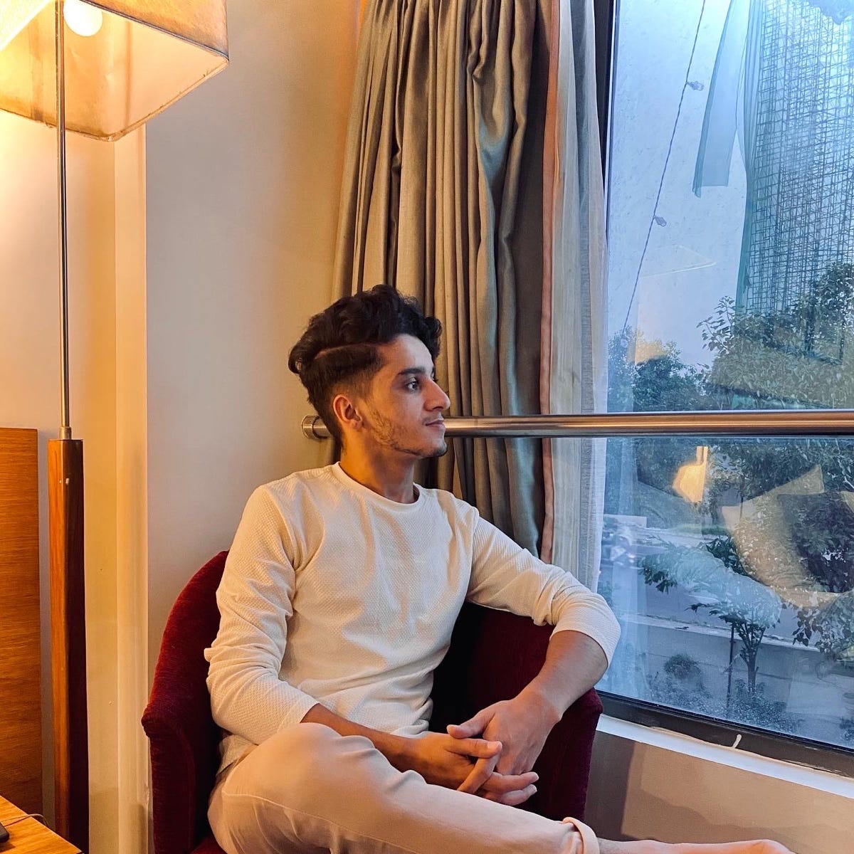 Zahidullah Bahij – Medium