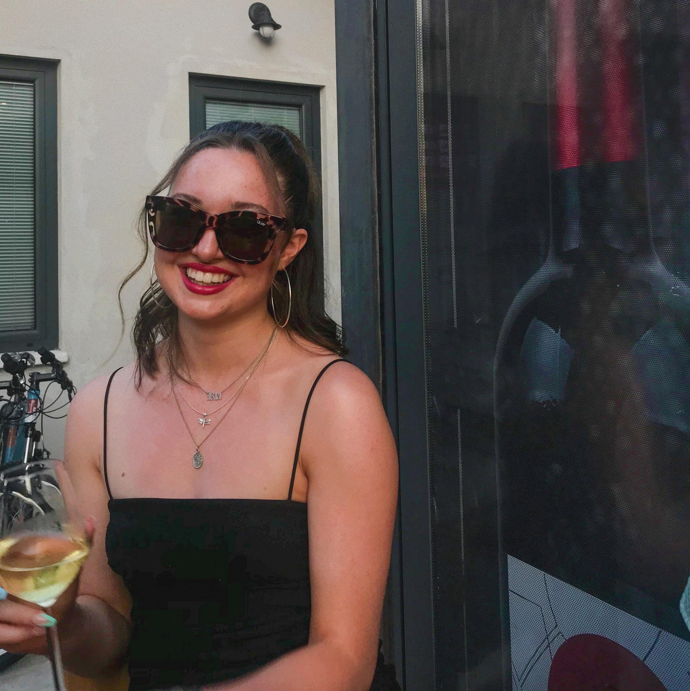 Ria Bell – Medium