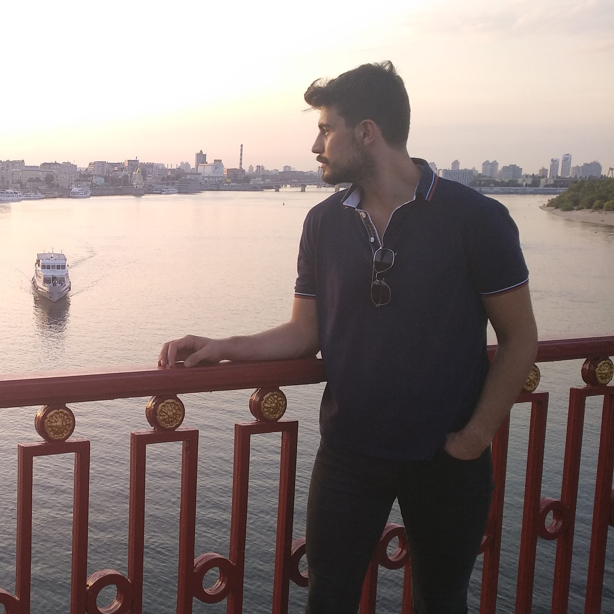 Fatih Yilmaz – Medium