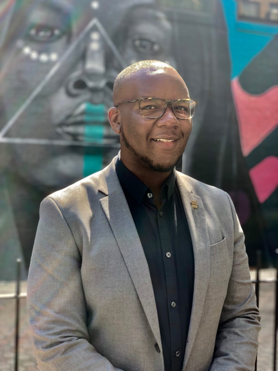 Reggie Williams – Medium