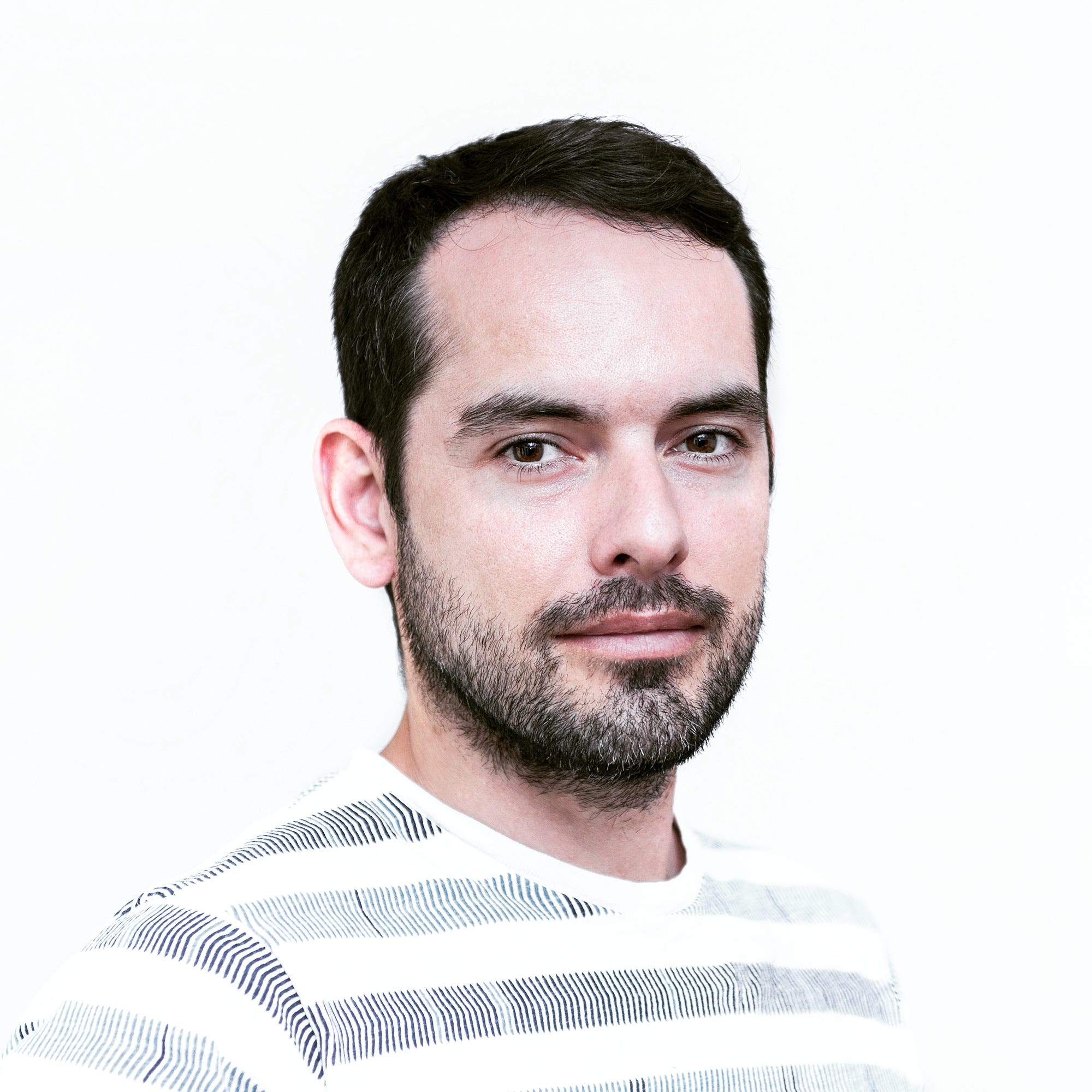 Wilson Rodrigues – Medium