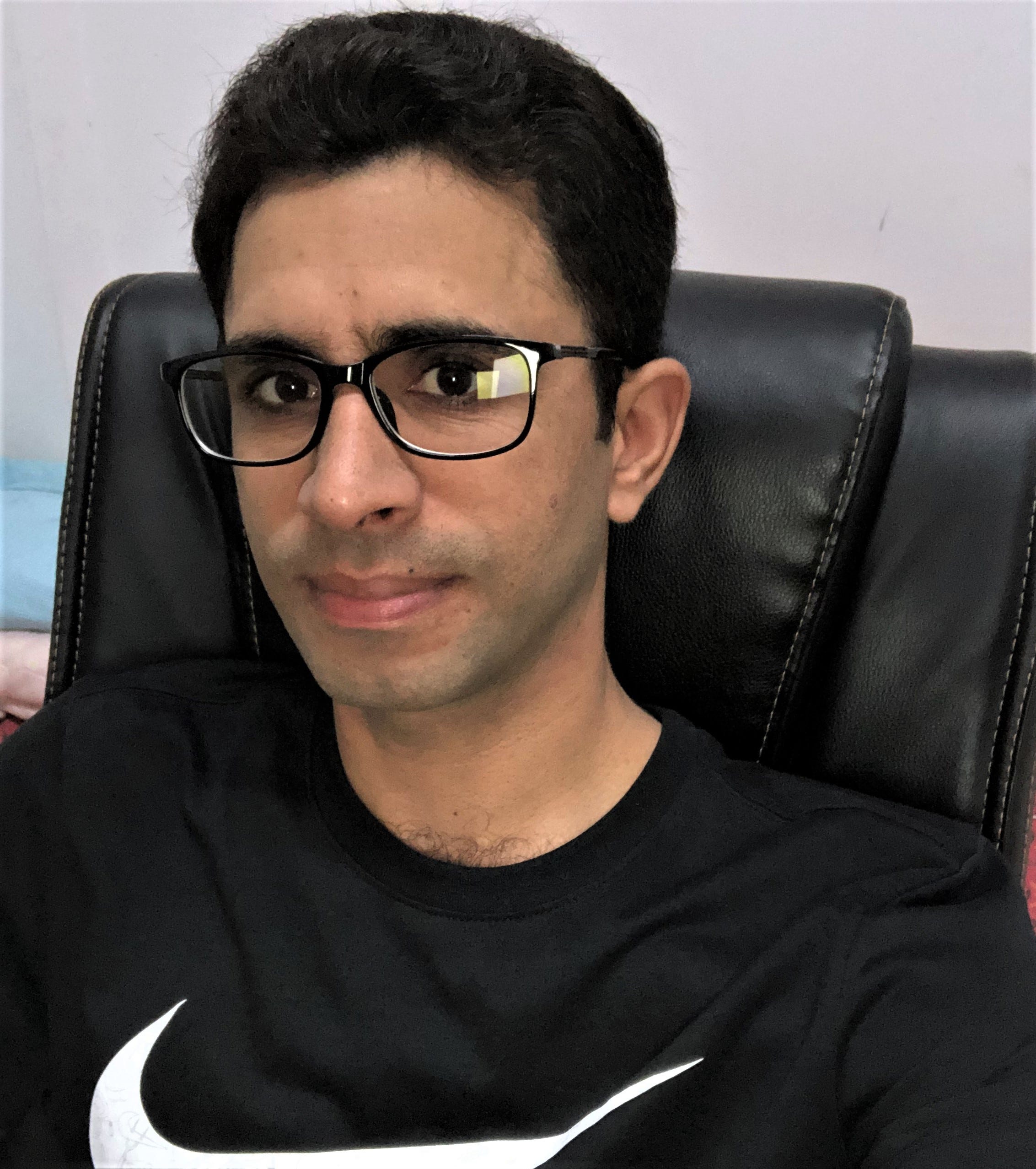 Amjad Hussain – Medium