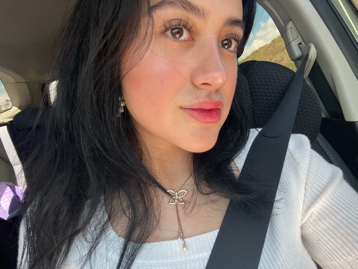 Laura Pinto – Medium