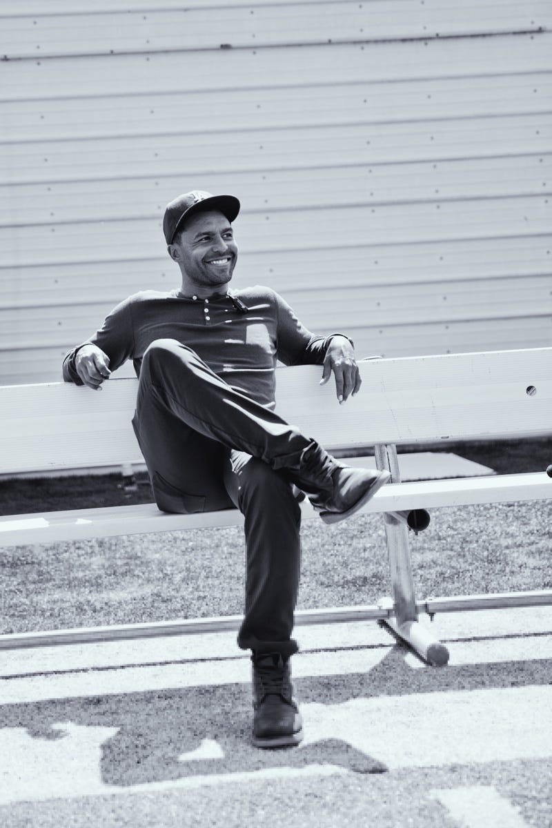 Nicq Hale – Medium