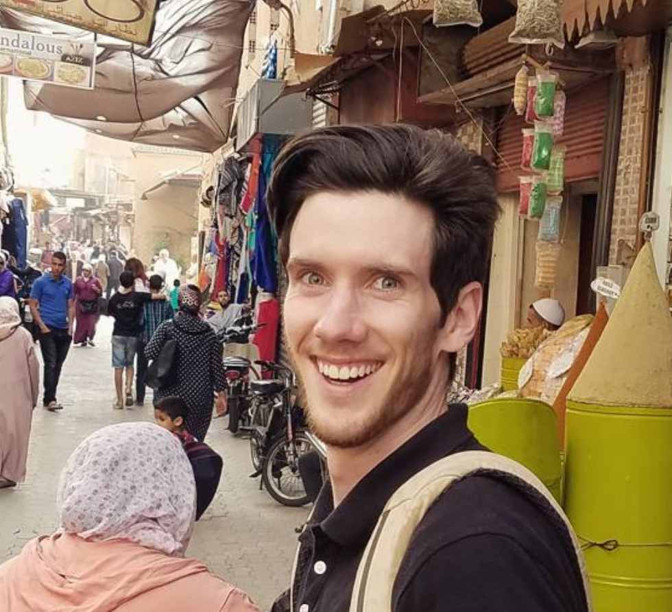 Garret Bassett – Medium
