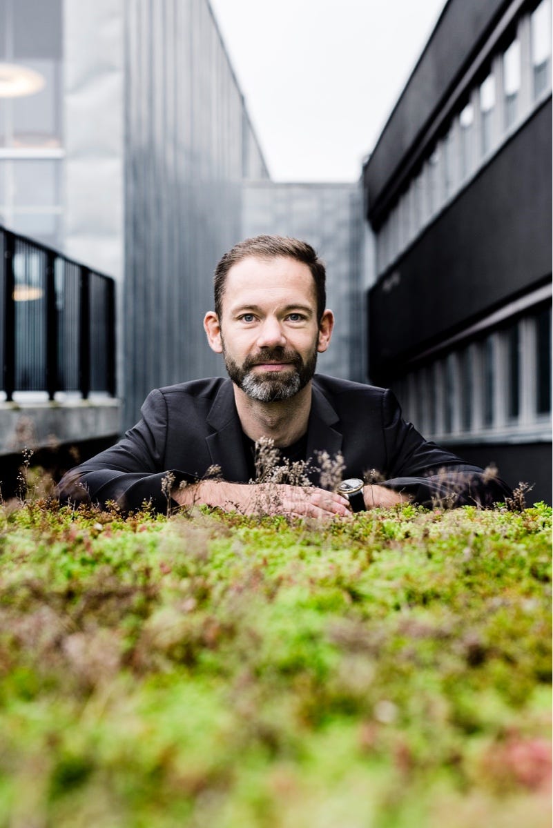 Christian Carlsen – Medium