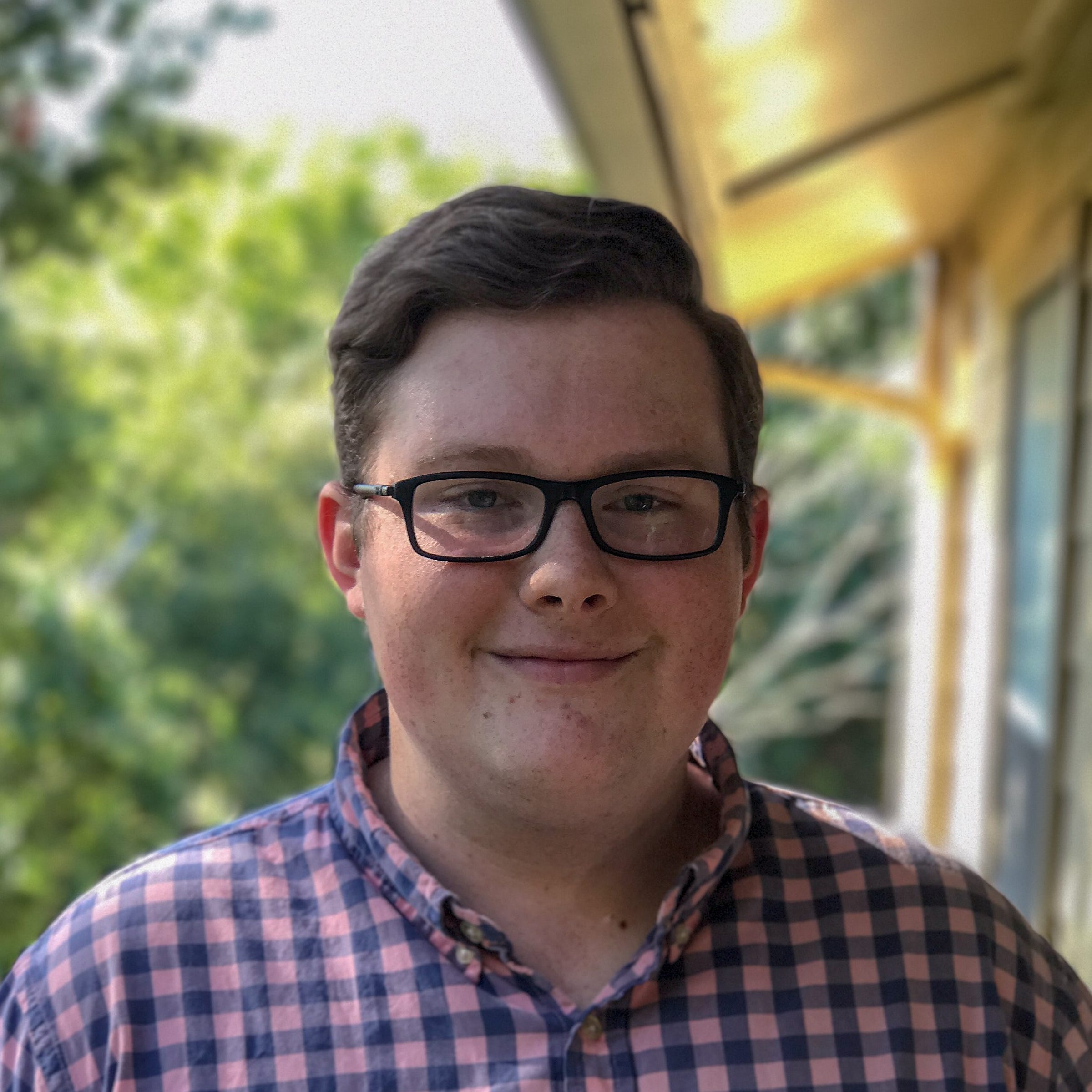 John Kahn – Medium