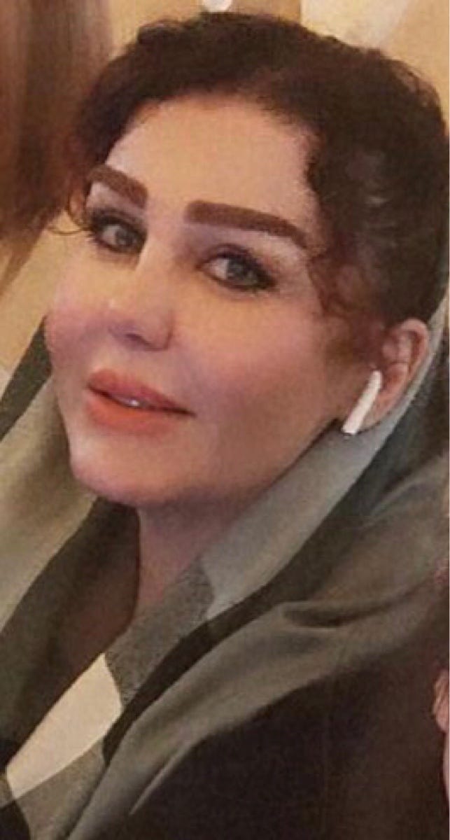 Mitra Derakhshan – Medium