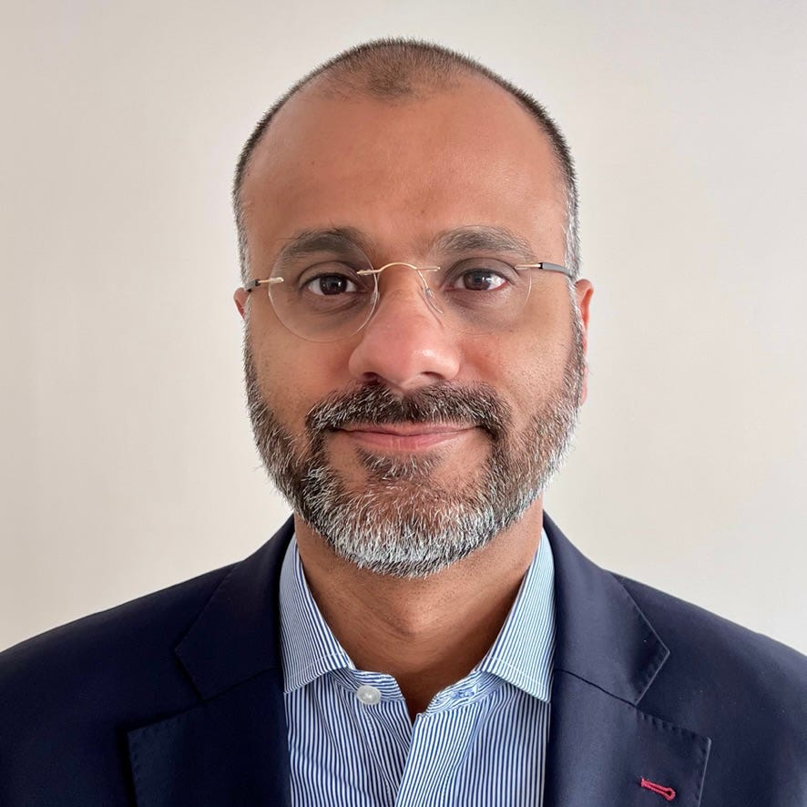 Faisal Sheikh – Medium