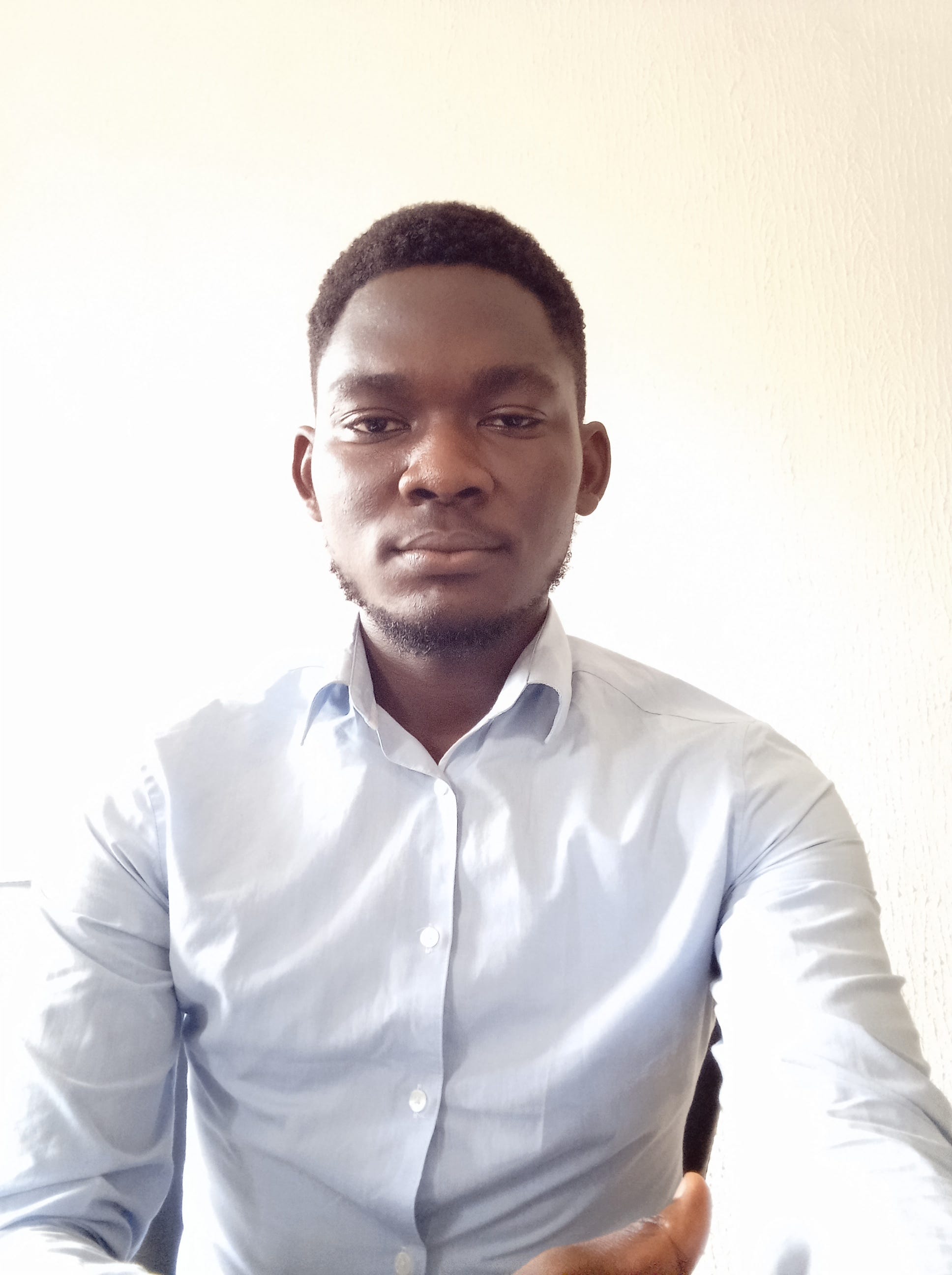 OREOFE OYENEYE – Medium