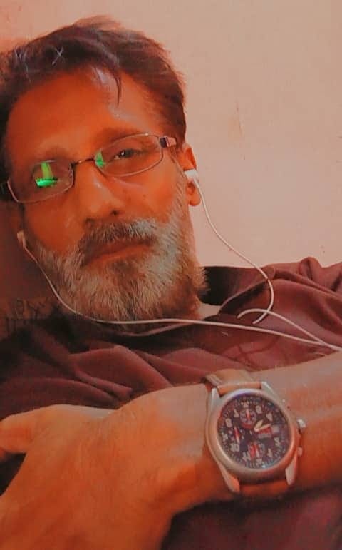 syed Shoukat Hussain – Medium