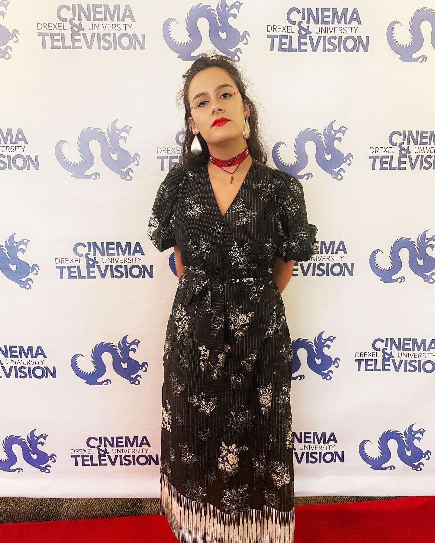 Victoria Cheyenne – Medium
