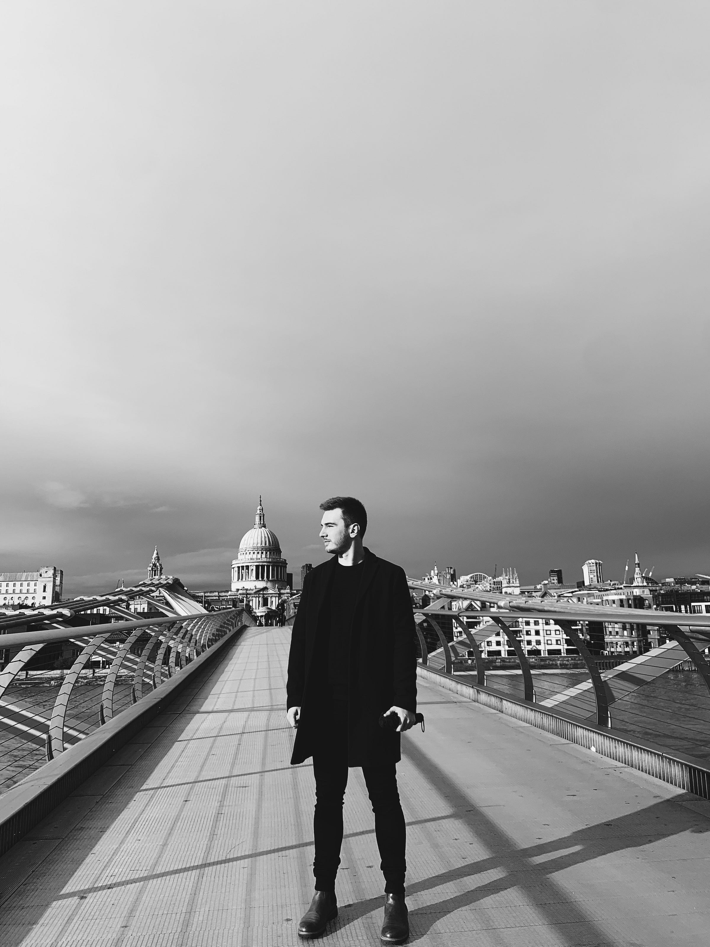 Alexander Shvets – Medium