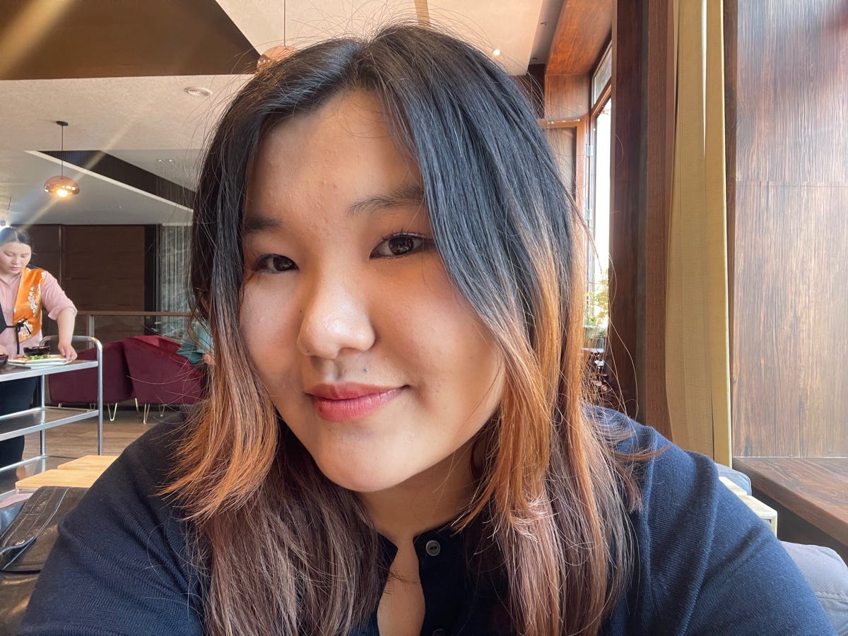 Tselmuun Battuvshin – Medium