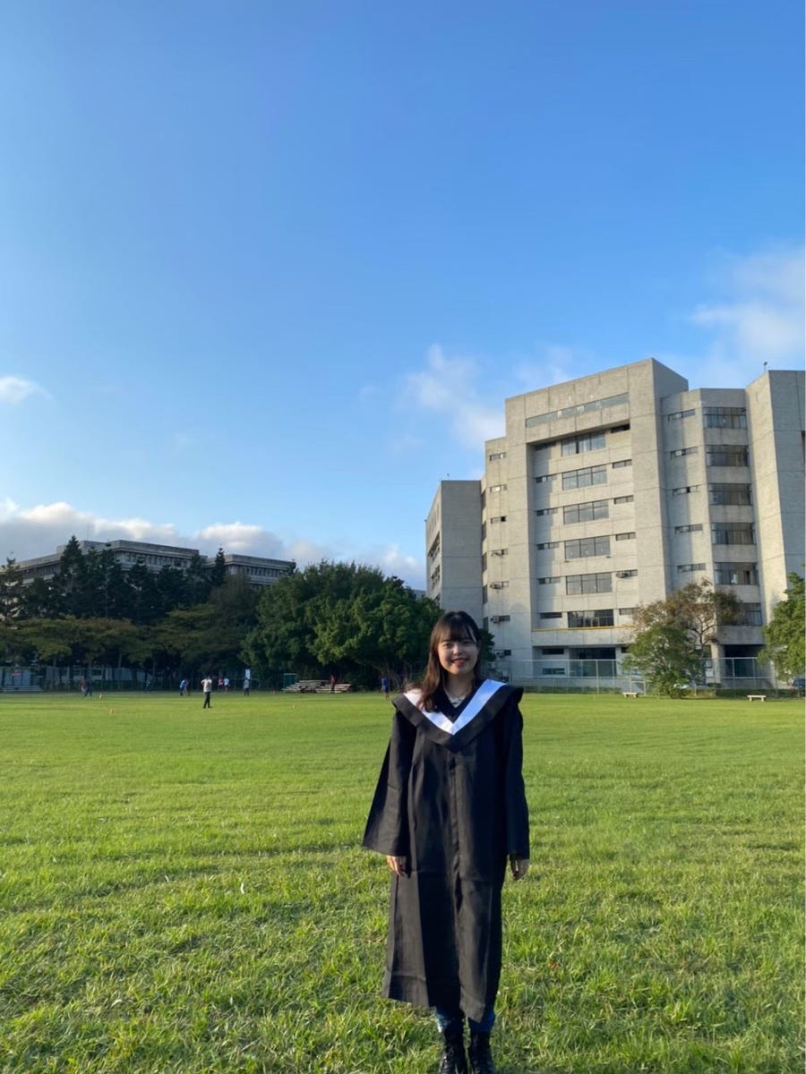 Yun-Yi Yang – Medium