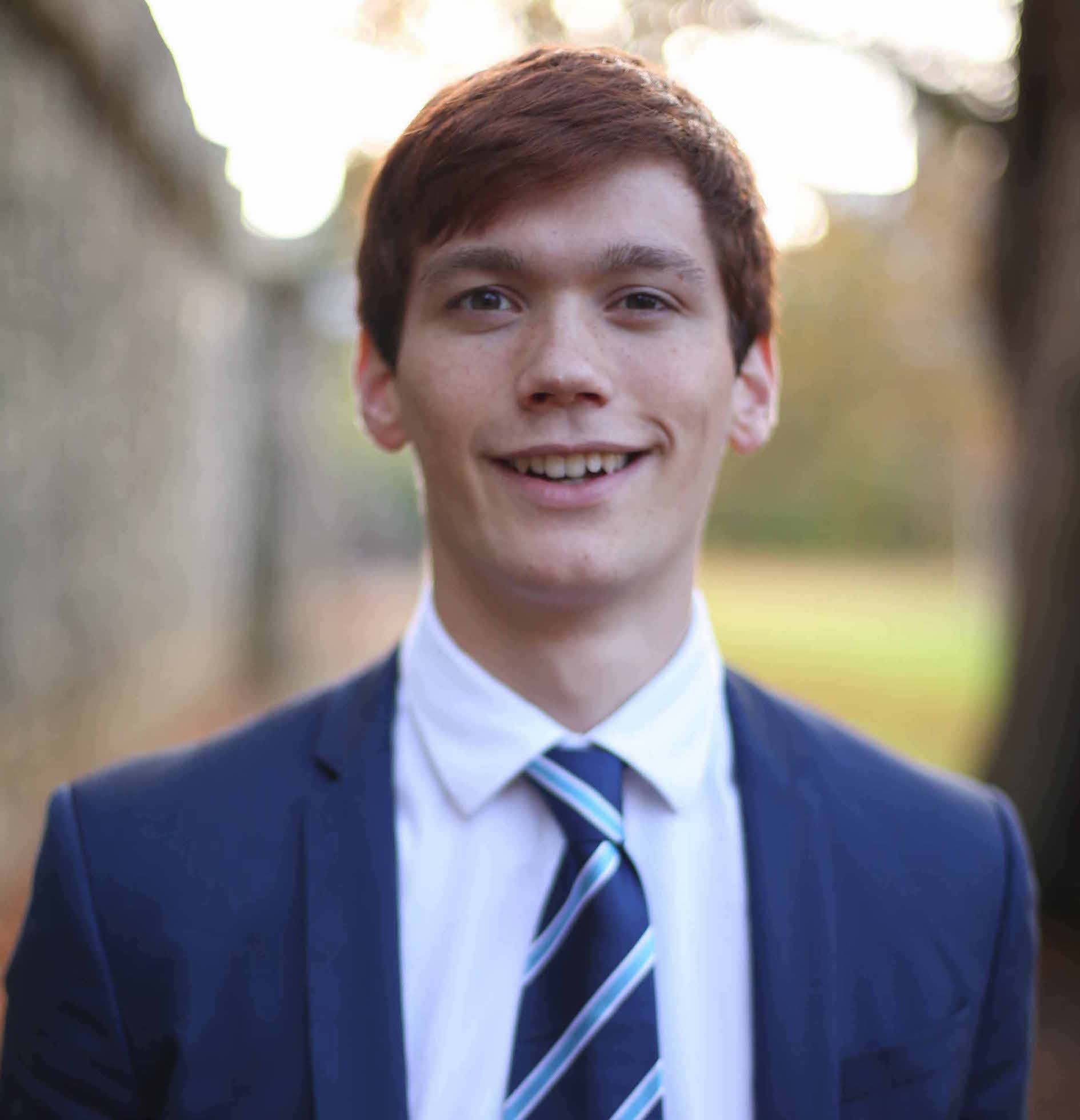 Charlie Hicks – Medium