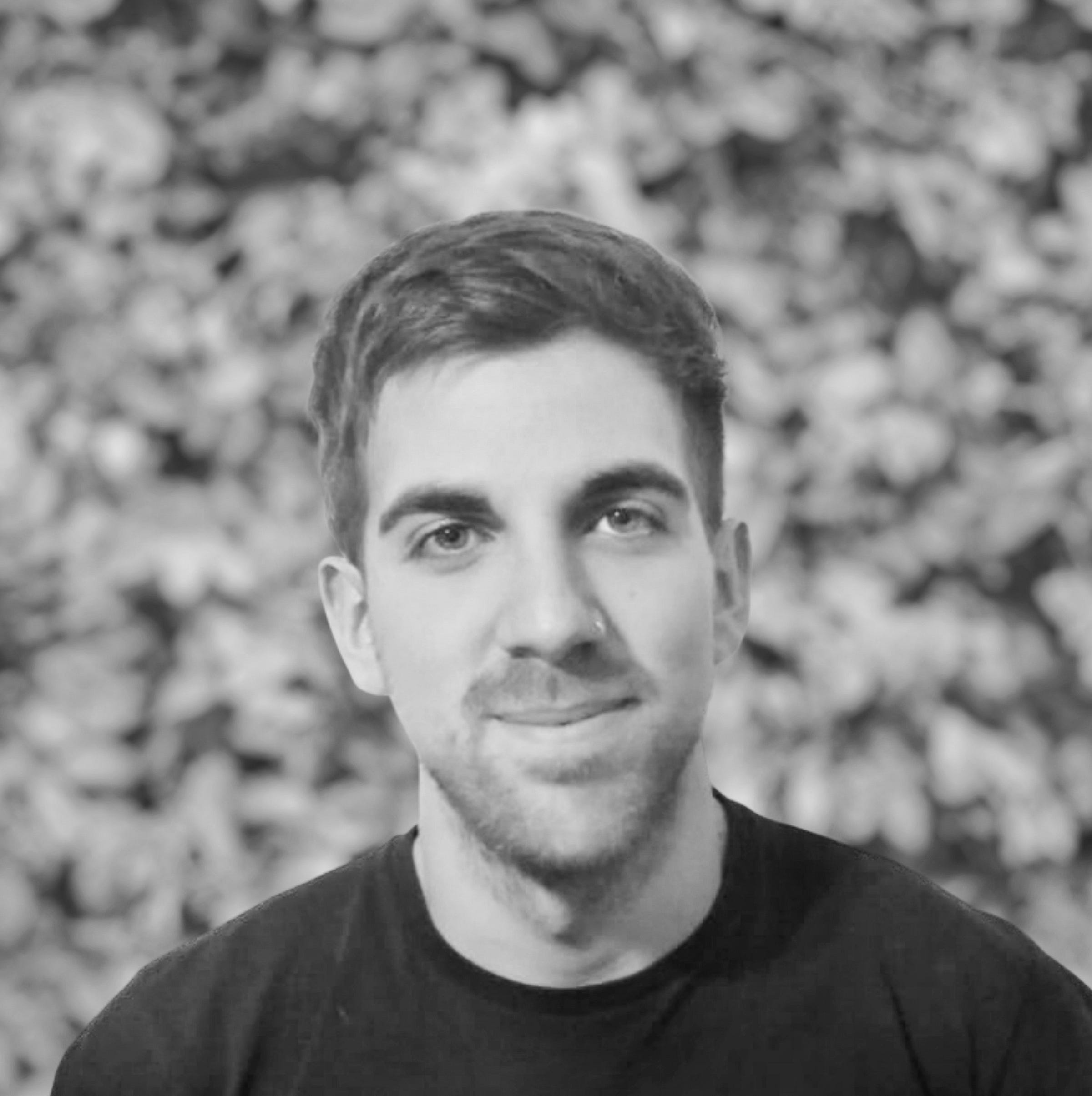 Lucas Martín Cámpora – Medium