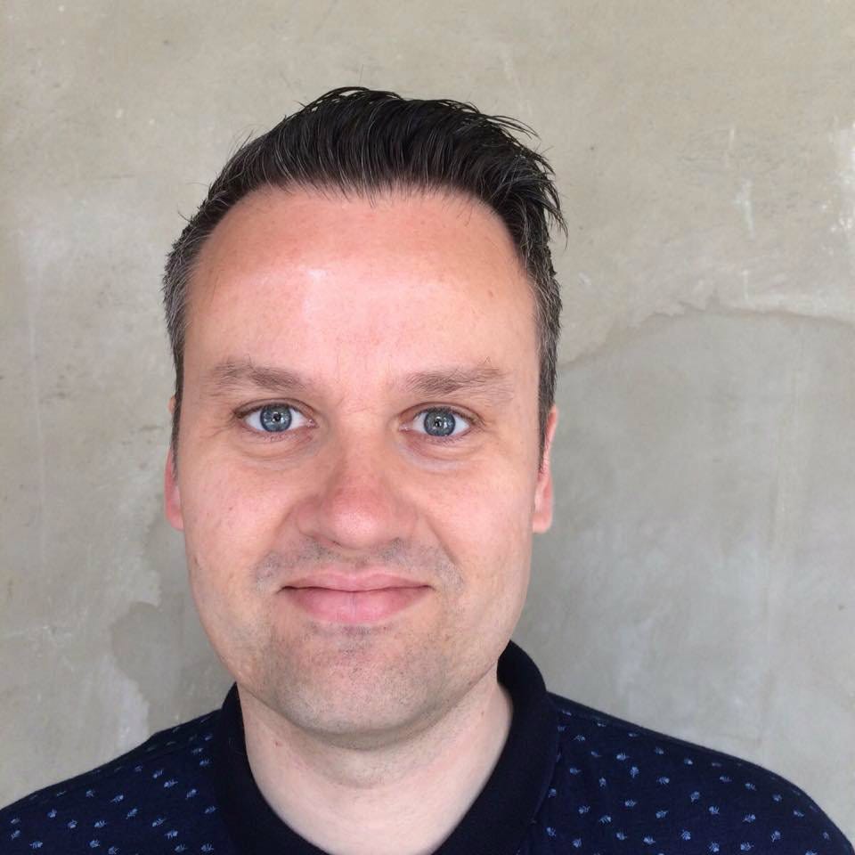 Bas van Essen – Medium