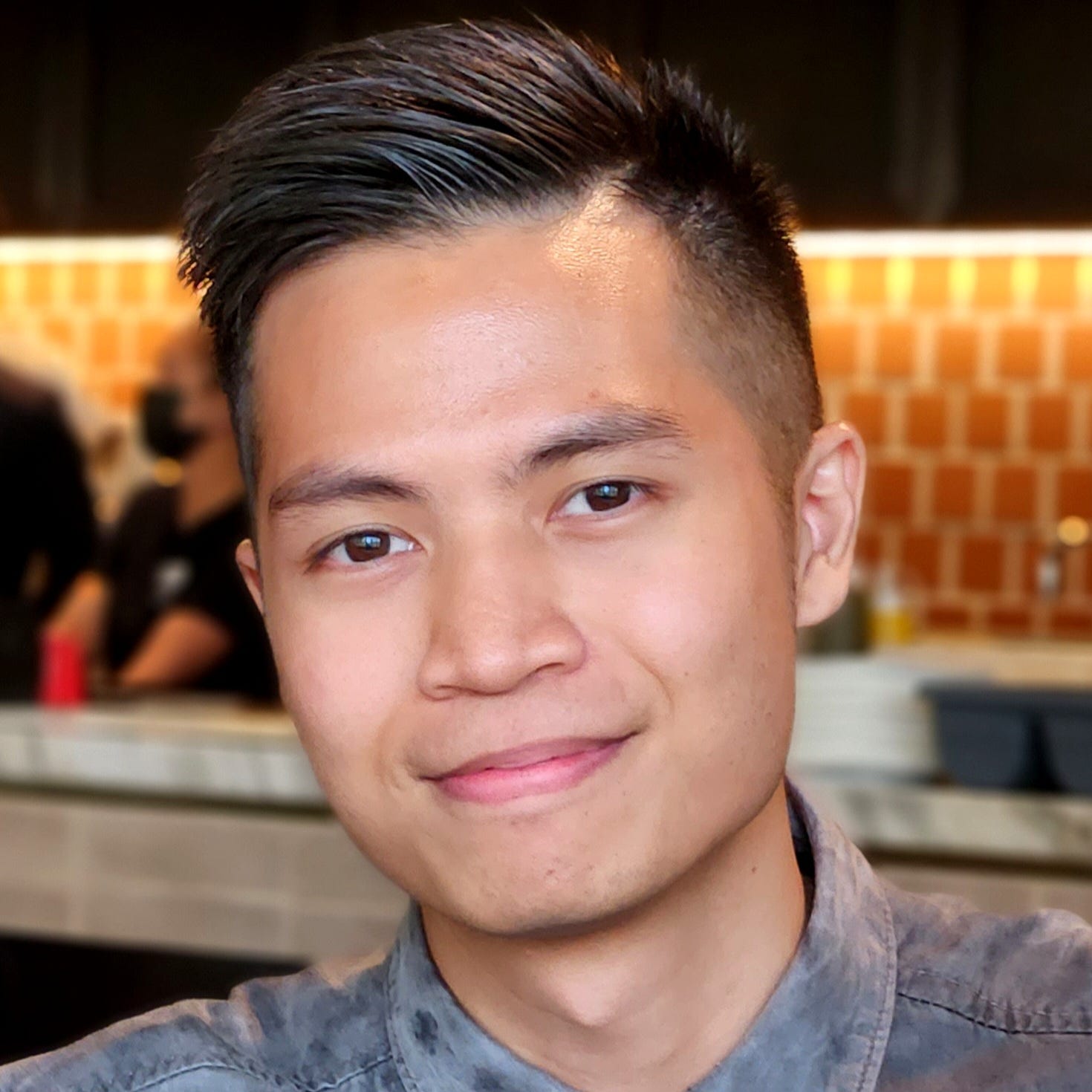 Izzat Zarin – Medium