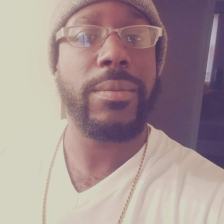 Marcus Clark – Medium