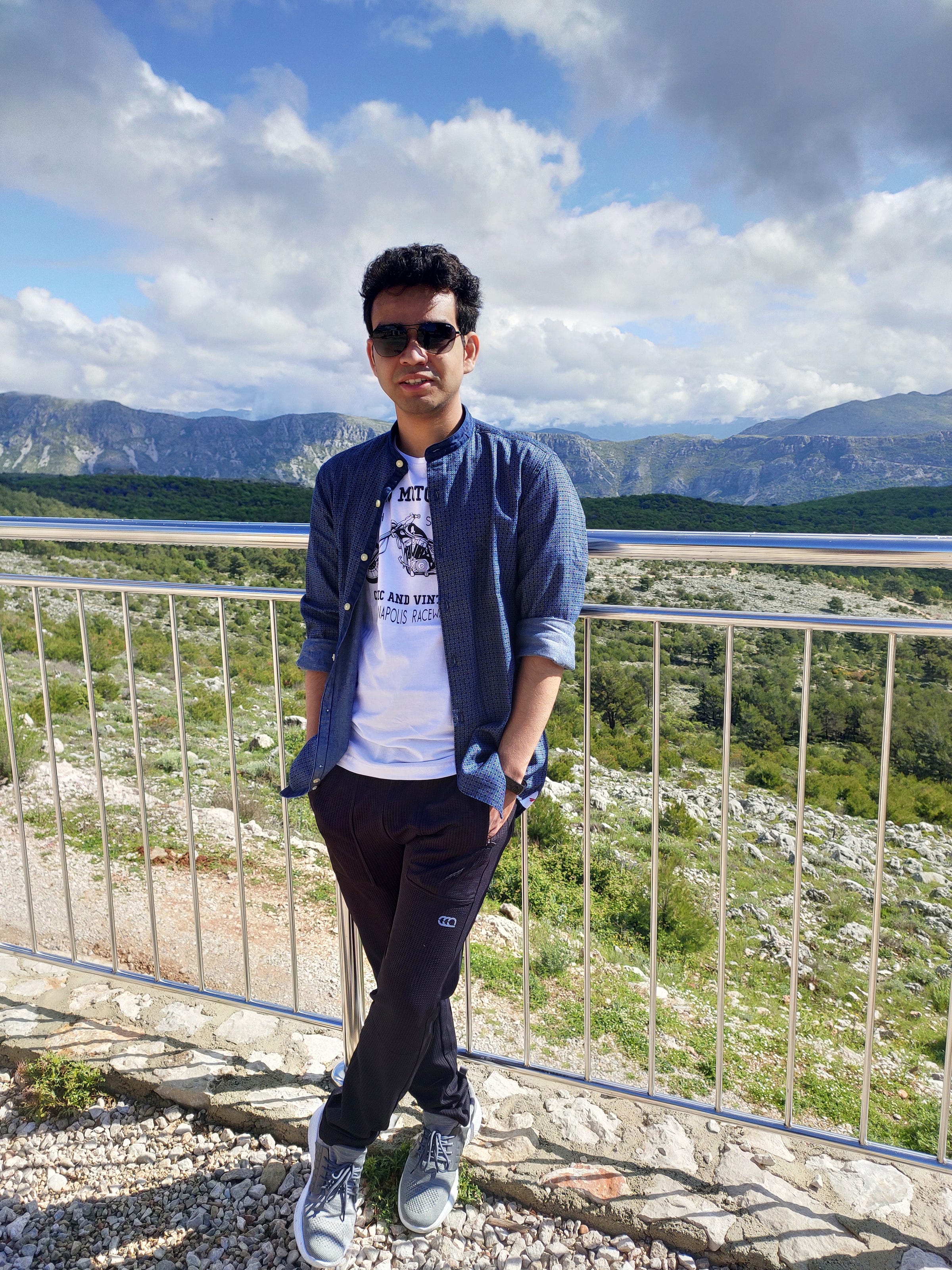 Vipul Mehta – Medium