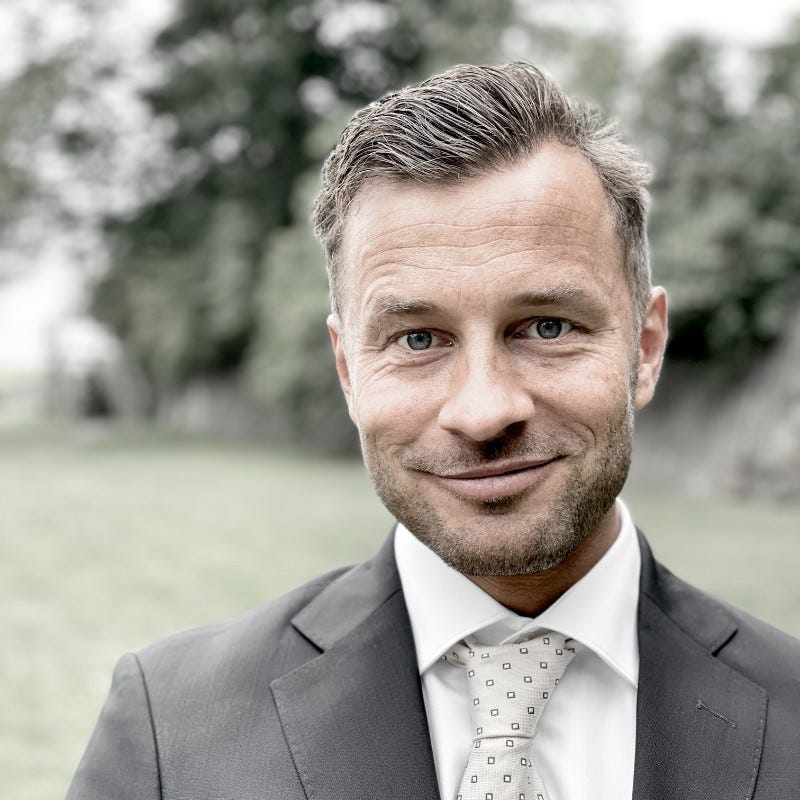 Hampus Gustavsson – Medium
