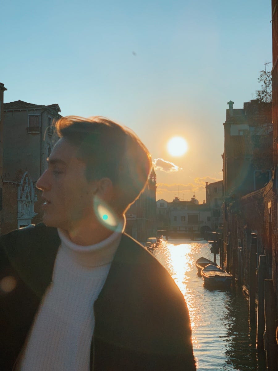 Igor Protsenko – Medium