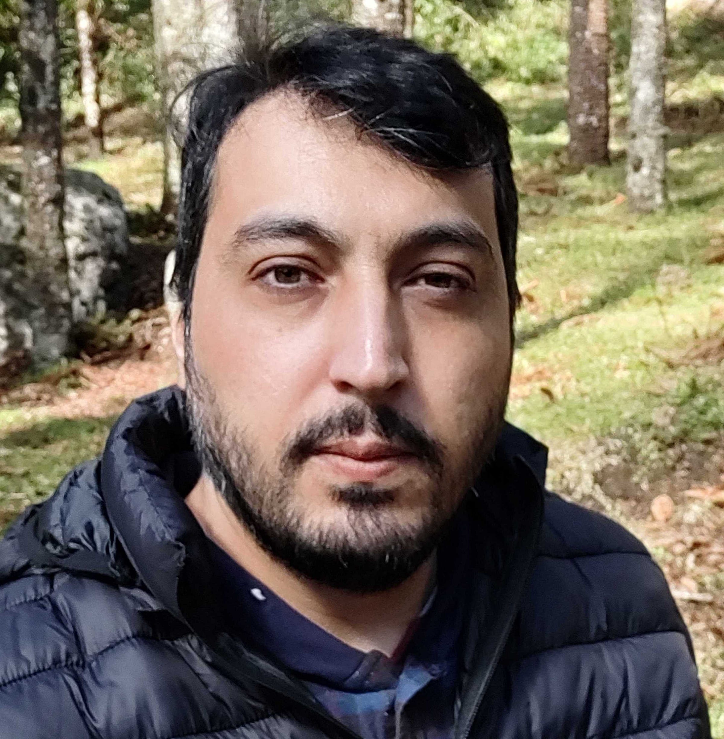 Lucas Monteiro – Medium