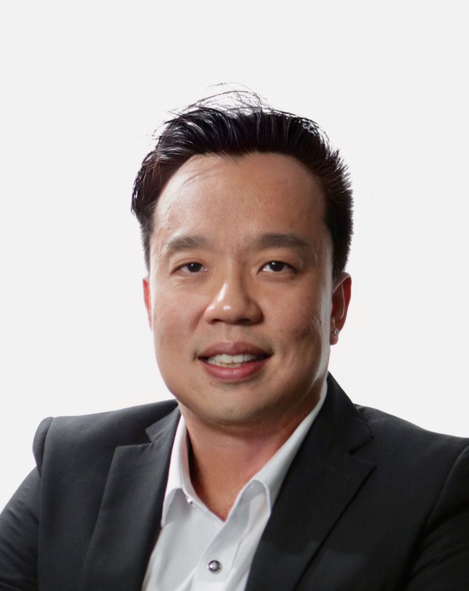 Willie Tan – Medium