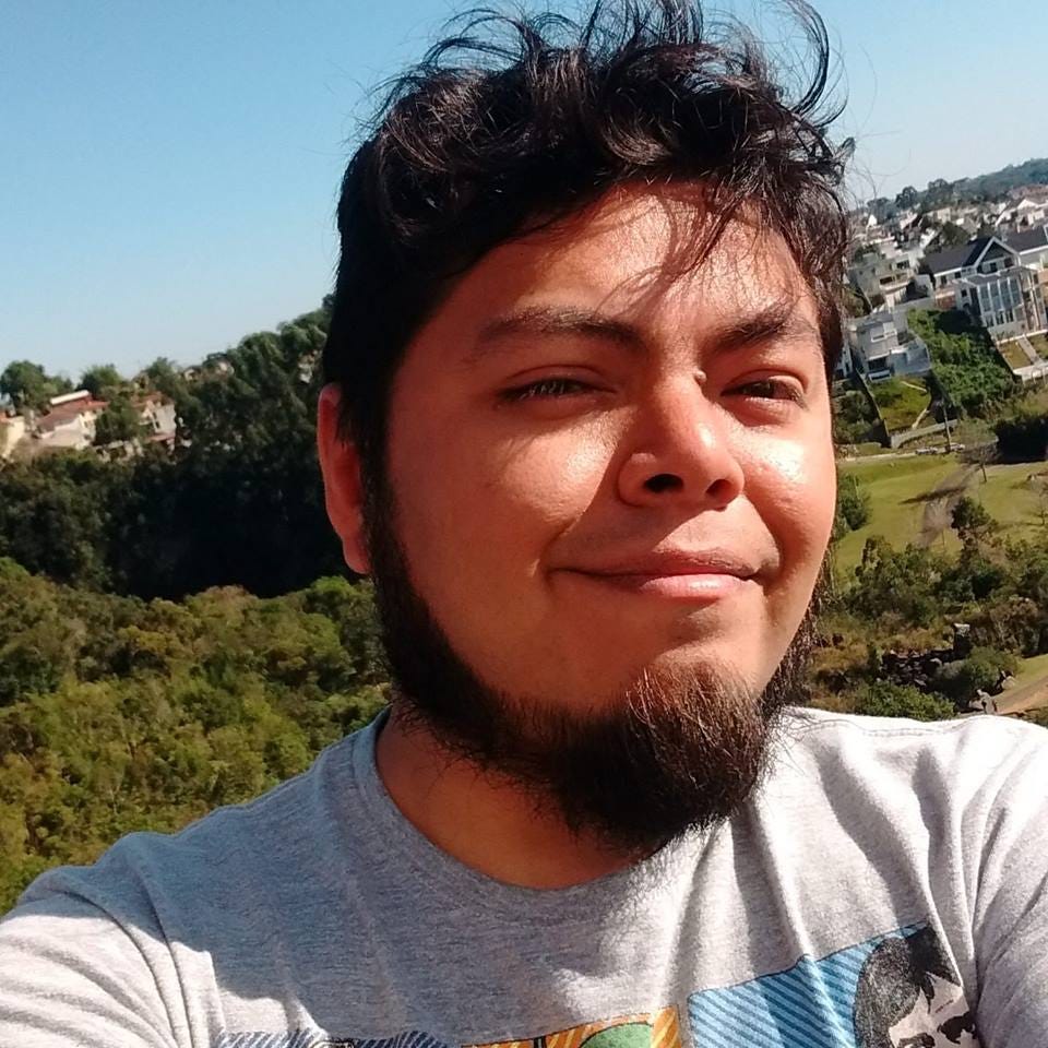 Robson Loureiro – Medium