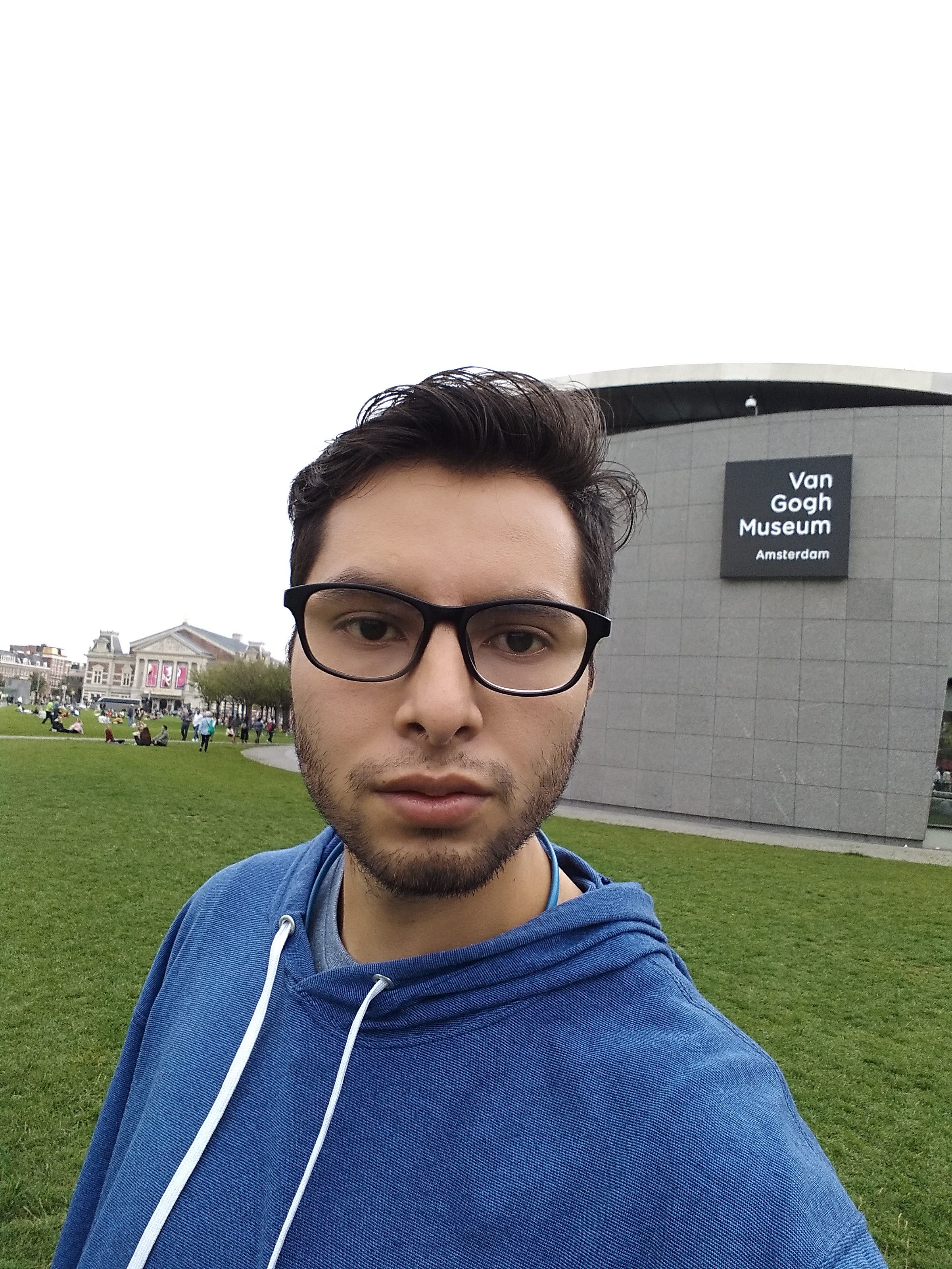 Danny V. – Medium