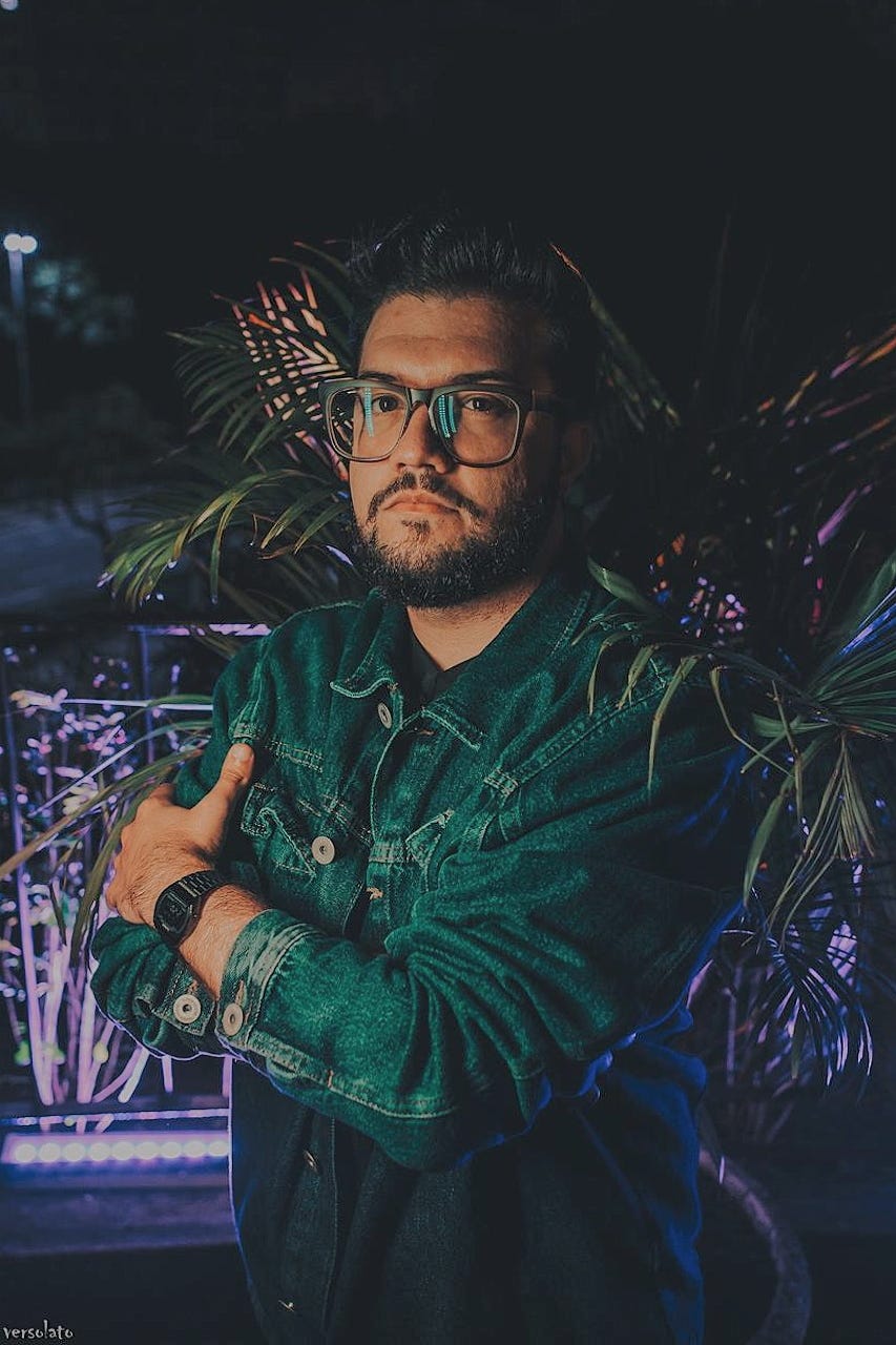 Marcus Perez – Medium
