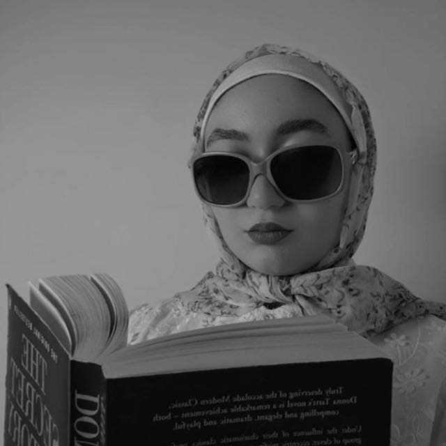 Nada Khalaf – Medium
