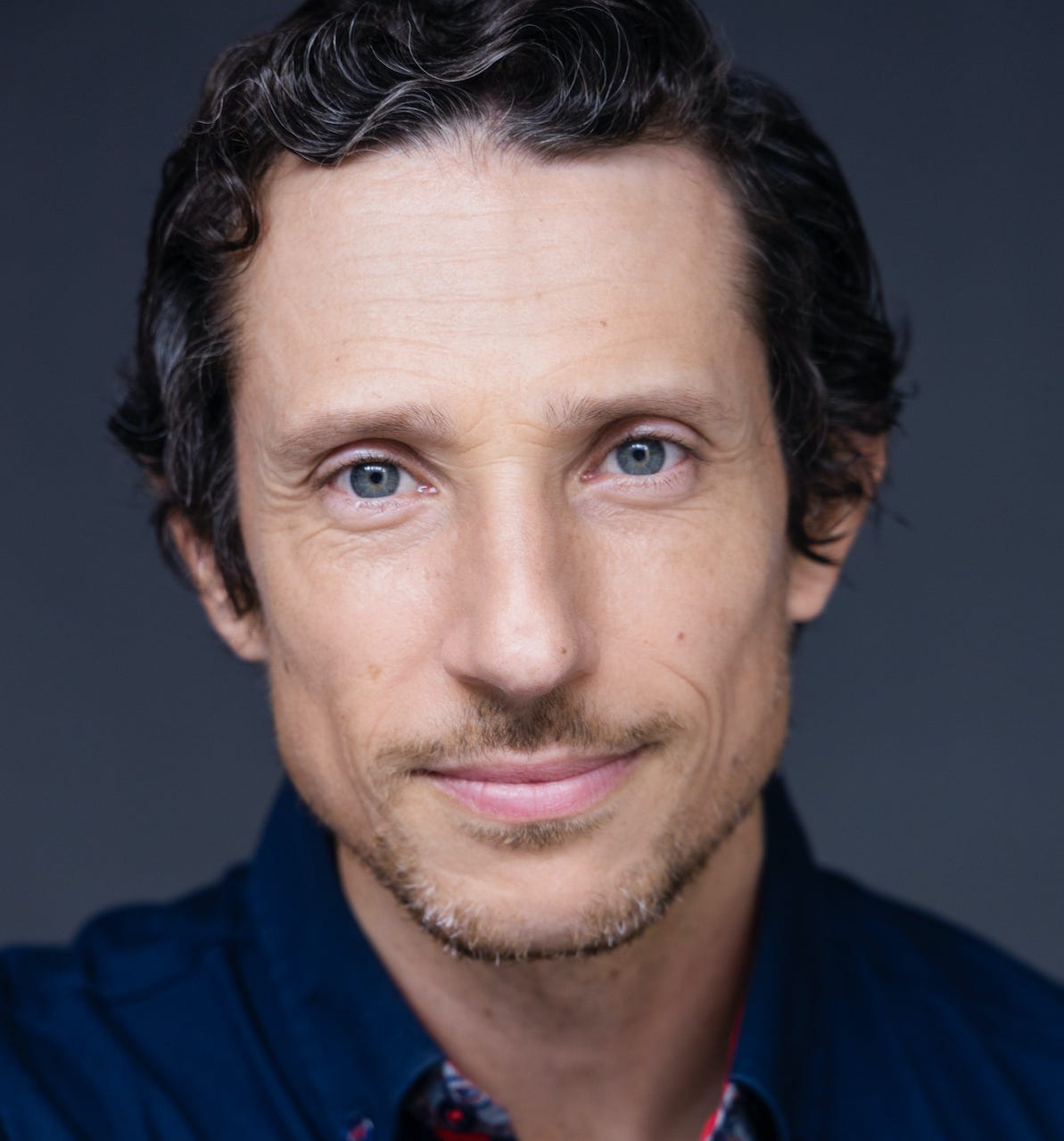 Jonathan David Martin – Medium