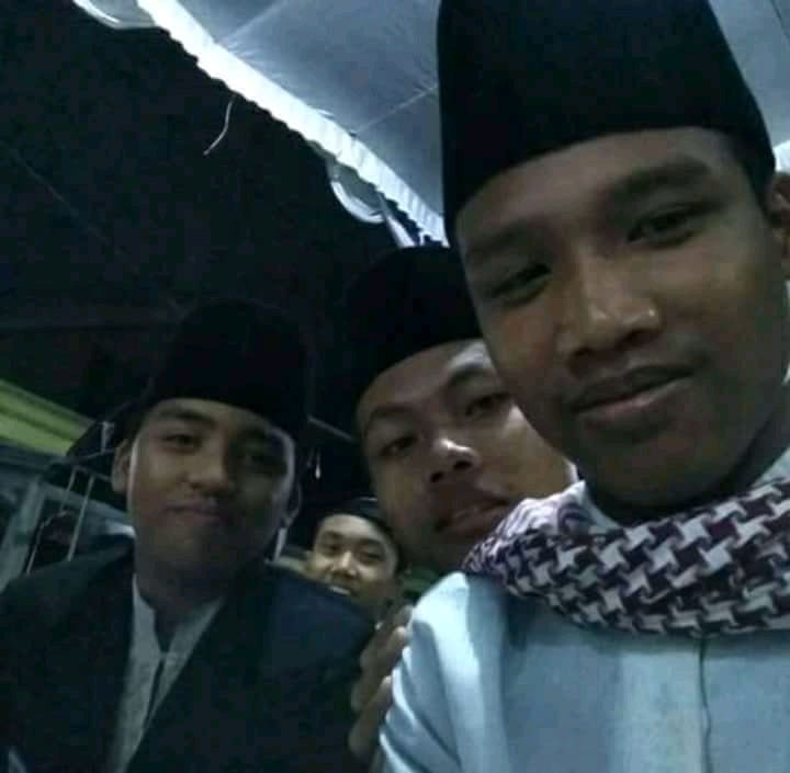 Zainal muttaqin – Medium