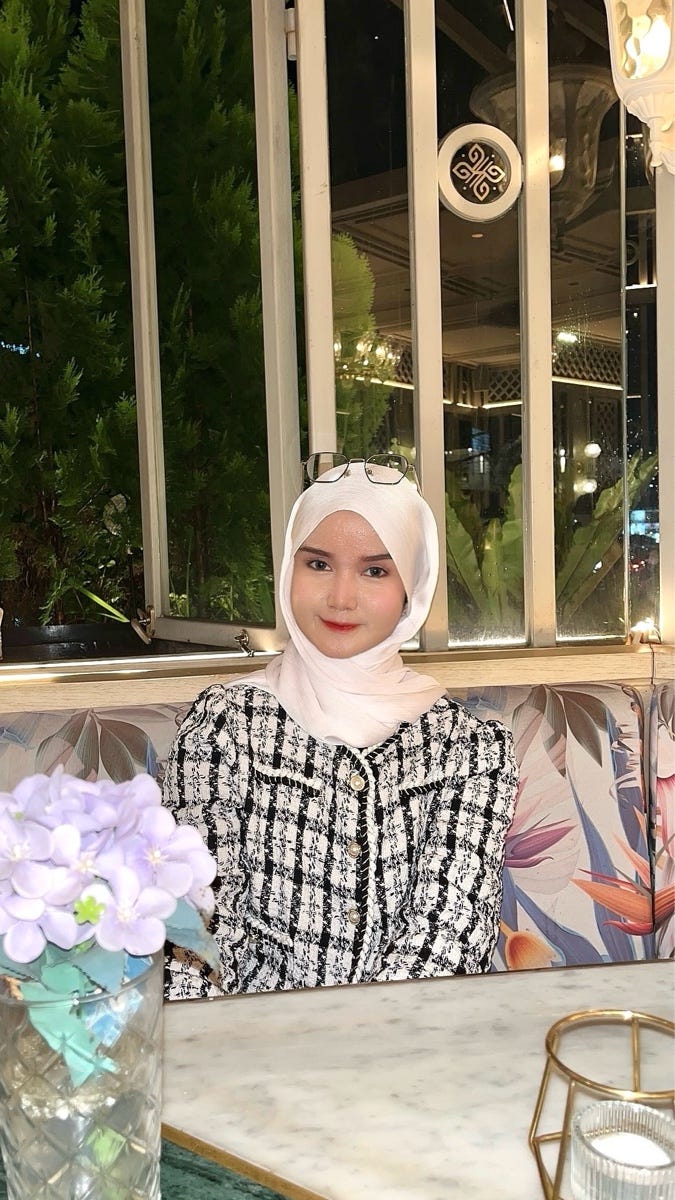 Adriana, Gina – Medium