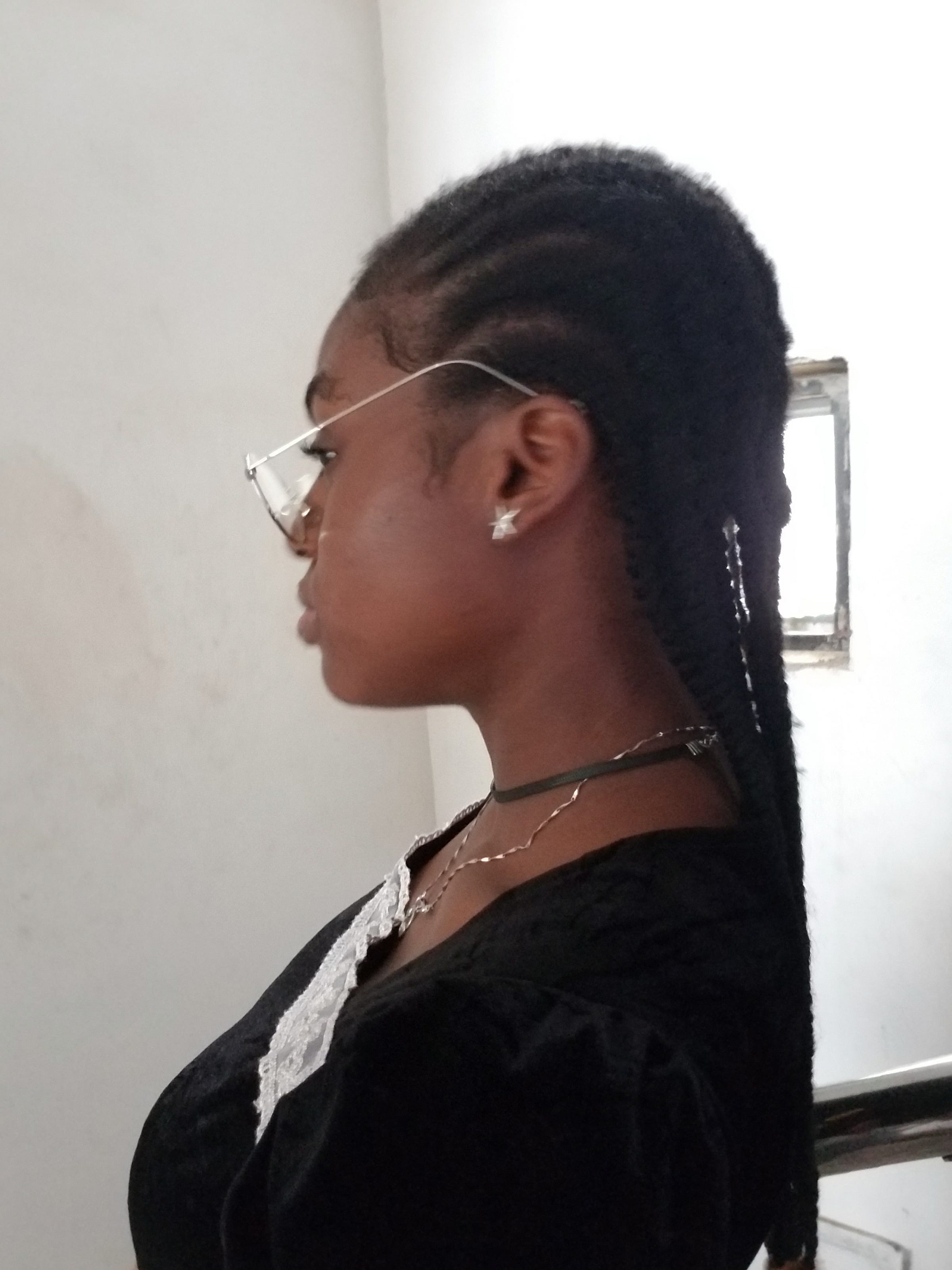 That Sis' Prevailer – Medium