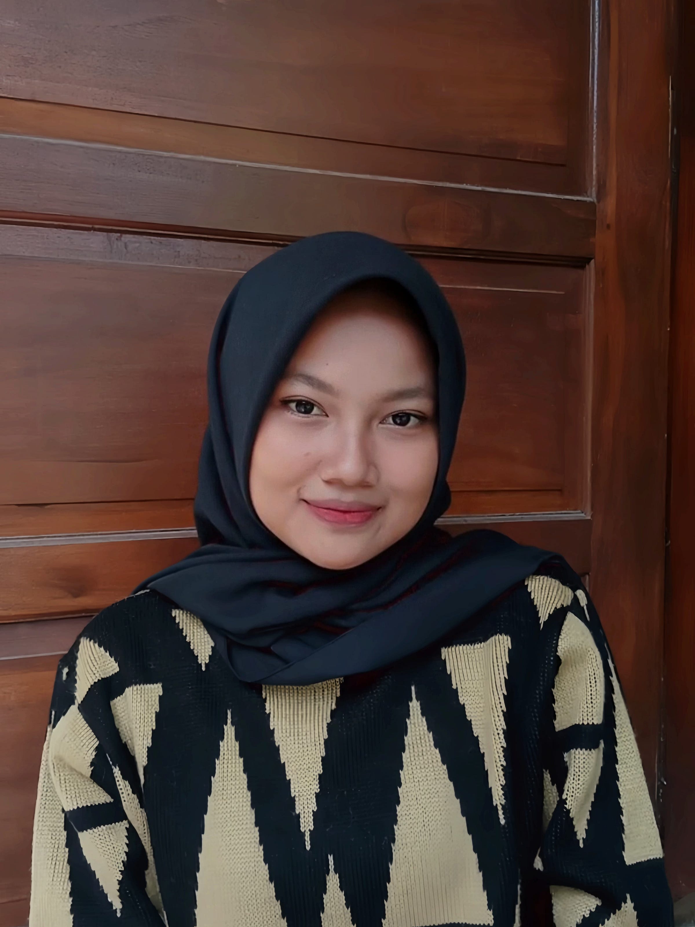 Putri Kirana Sari – Medium