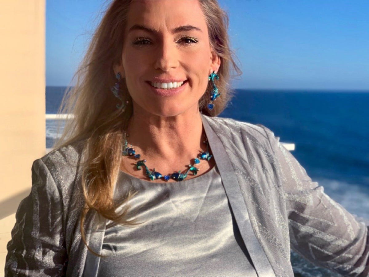 Alison Wattles – Medium