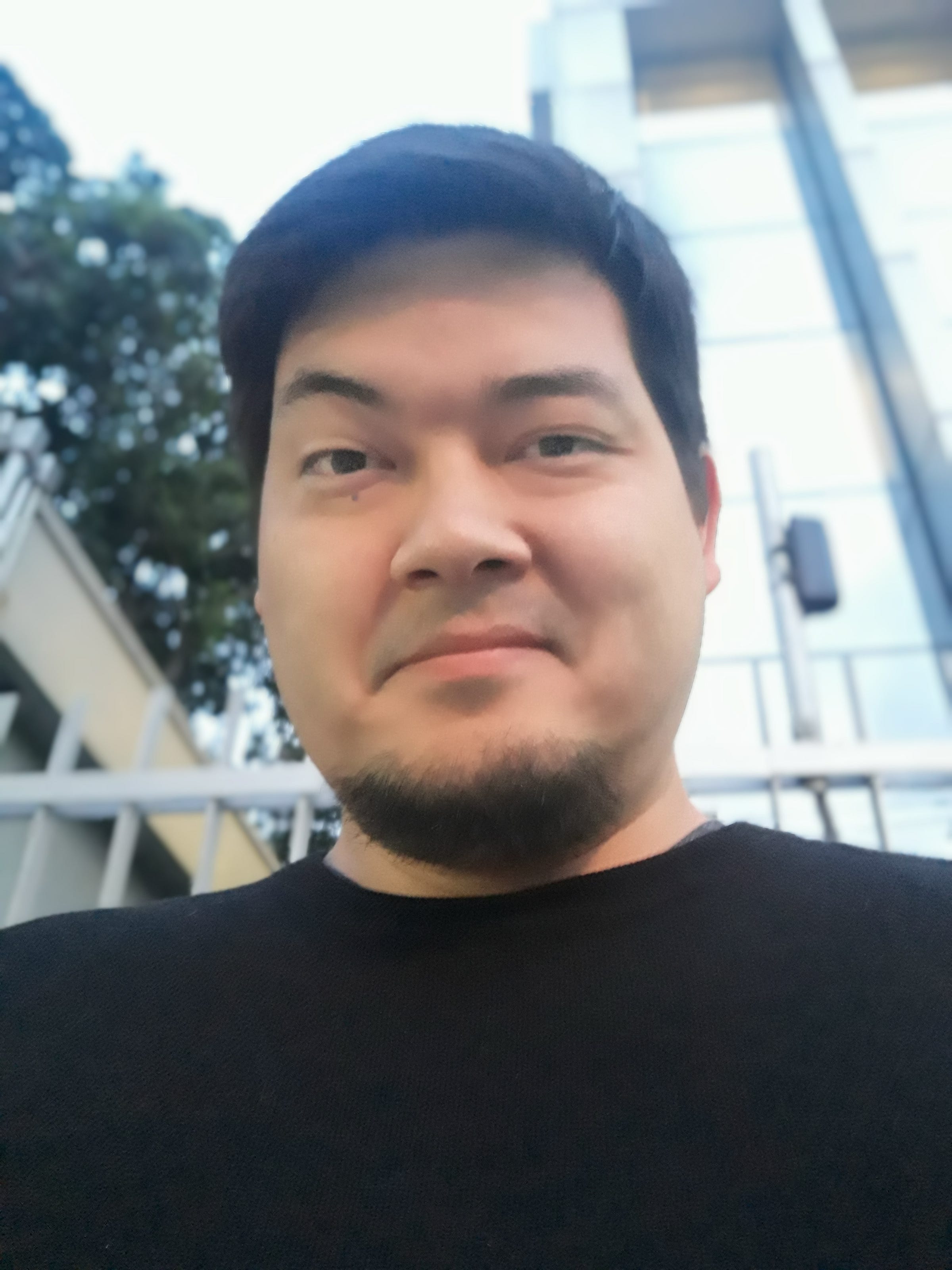 Fábio Costa – Medium